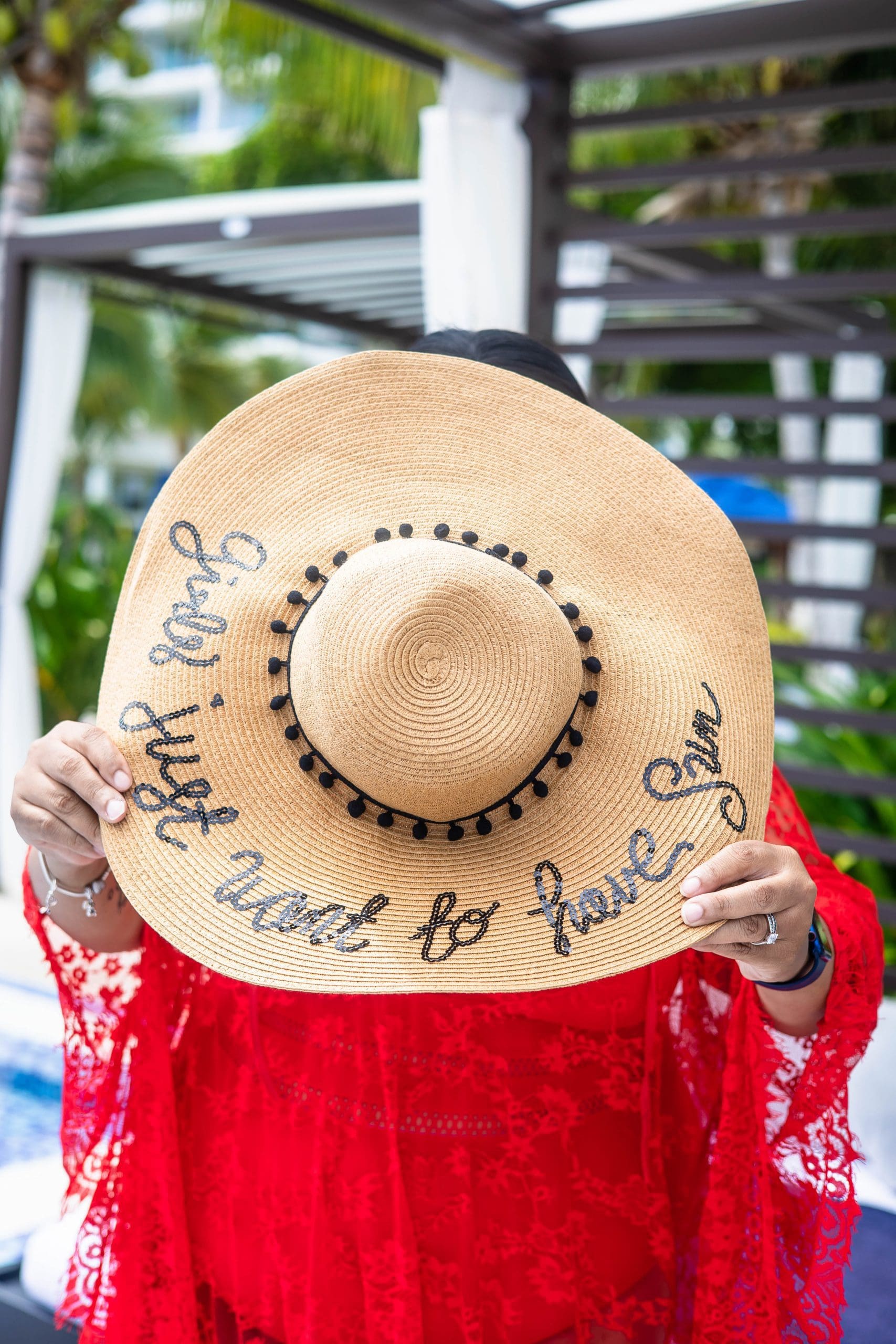 Manage Your Money Like a Diva While Traveling - Travel Divas®