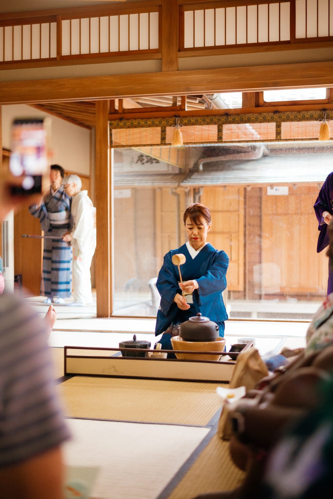 To all the Divas in the Place with Style and Grace: A Tokyo Afternoon ...